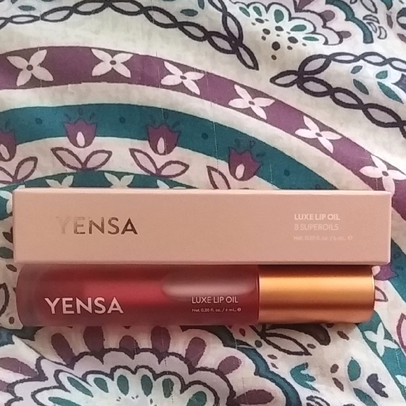 Yensa | Makeup | Yensa Luxe Lip Oil In Pink Shine New In Box | Poshmark